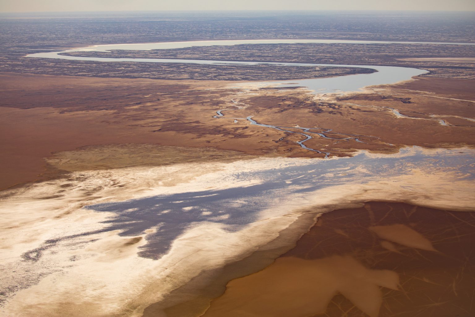 Simple travel guide to Kati Thanda-Lake Eyre by air