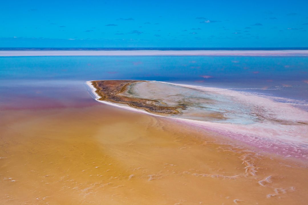 Simple travel guide to Kati Thanda-Lake Eyre by air